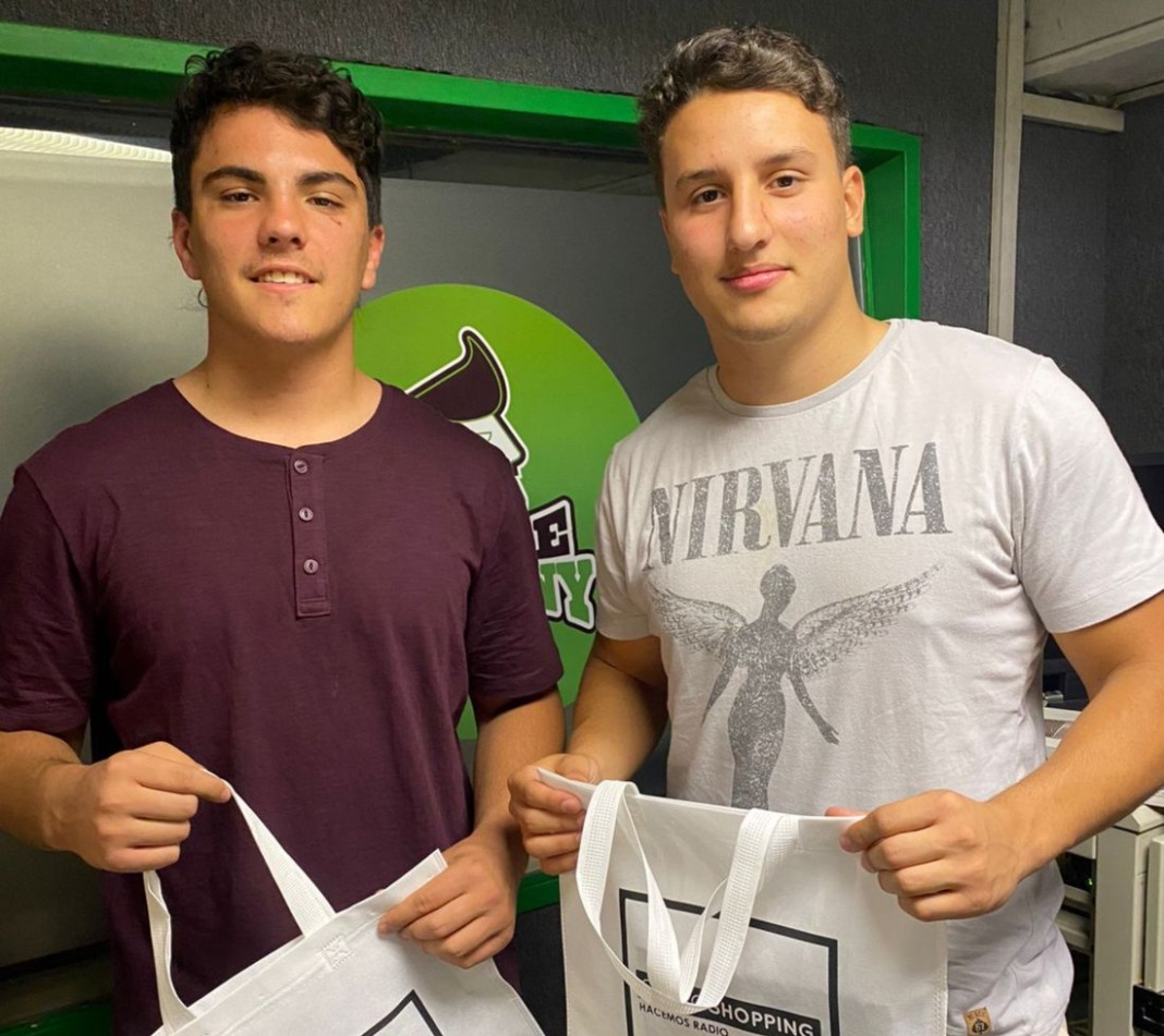 Farid Salazar y Joaquín Achaval empezaron a jugar la final de M19 en ...